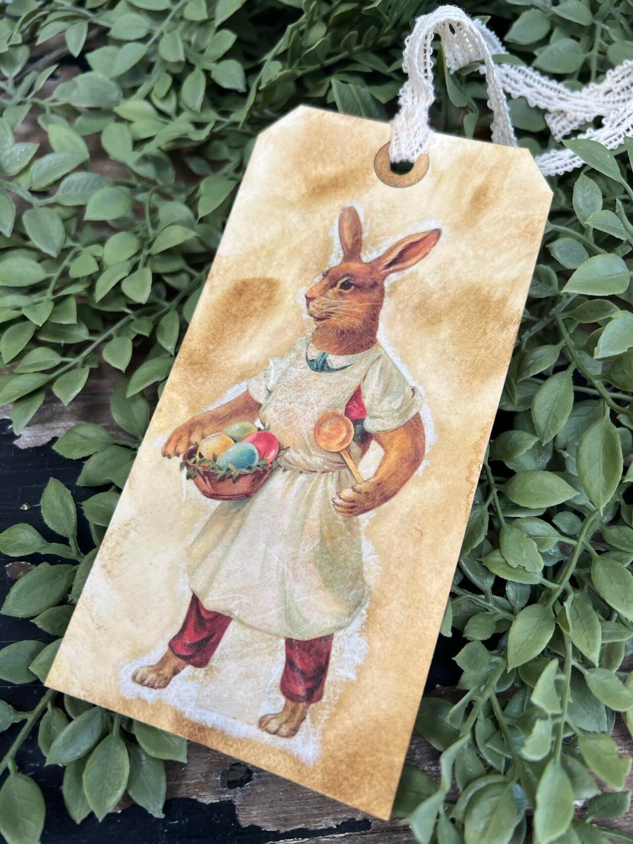 Hang Tag Craft Using A Distress Ink Kit - The Shabby Tree