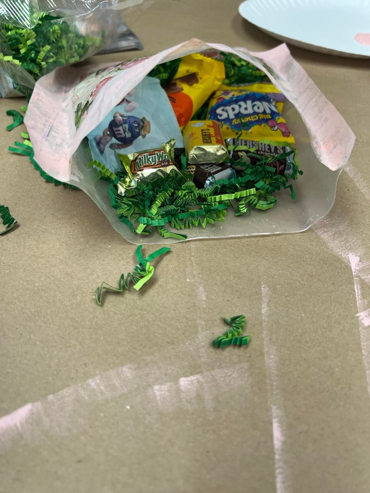 DIY Goody Bag Using Wax Paper - The Shabby Tree