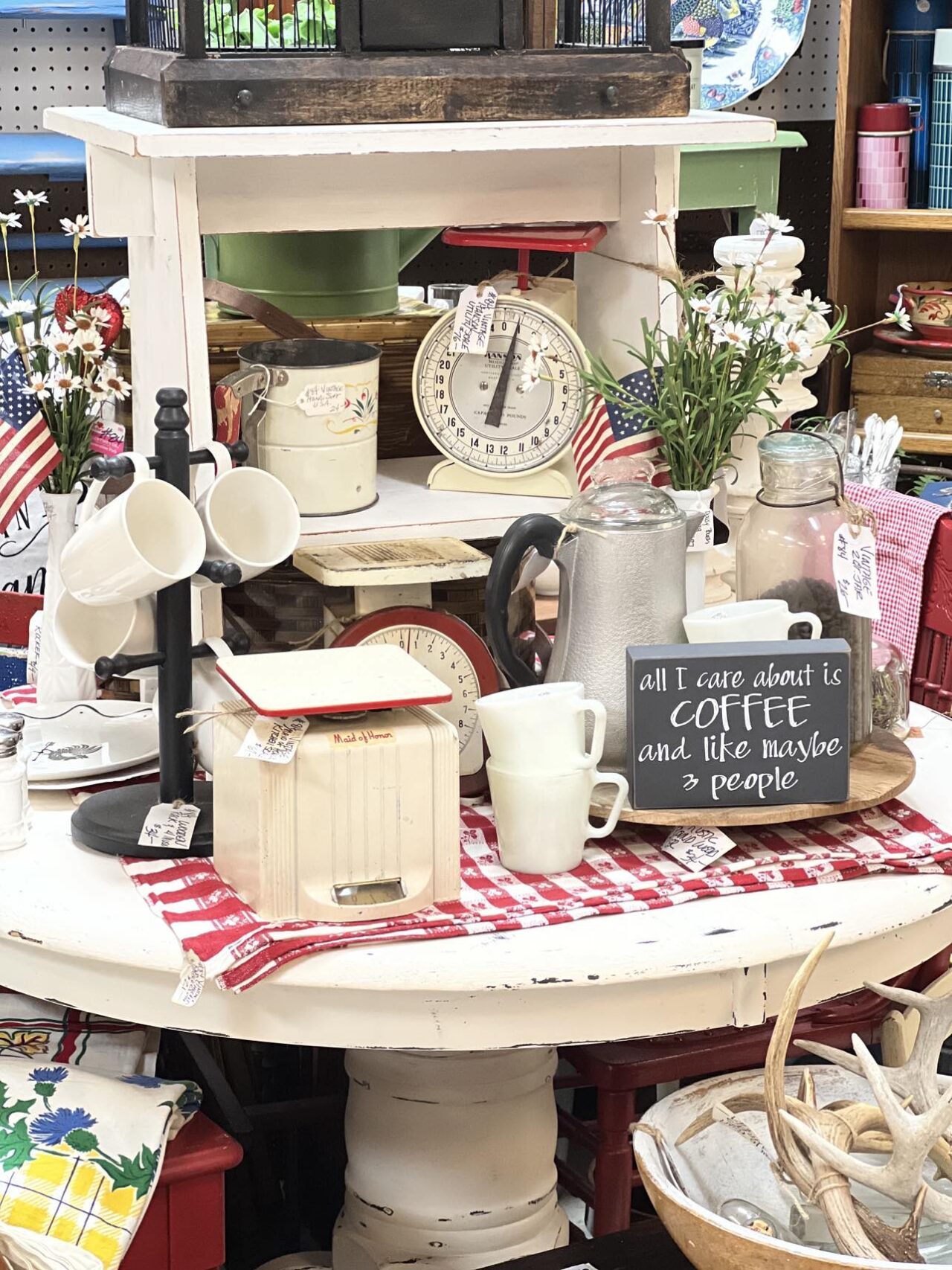 The Shabby Tree Booth - The Shabby Tree