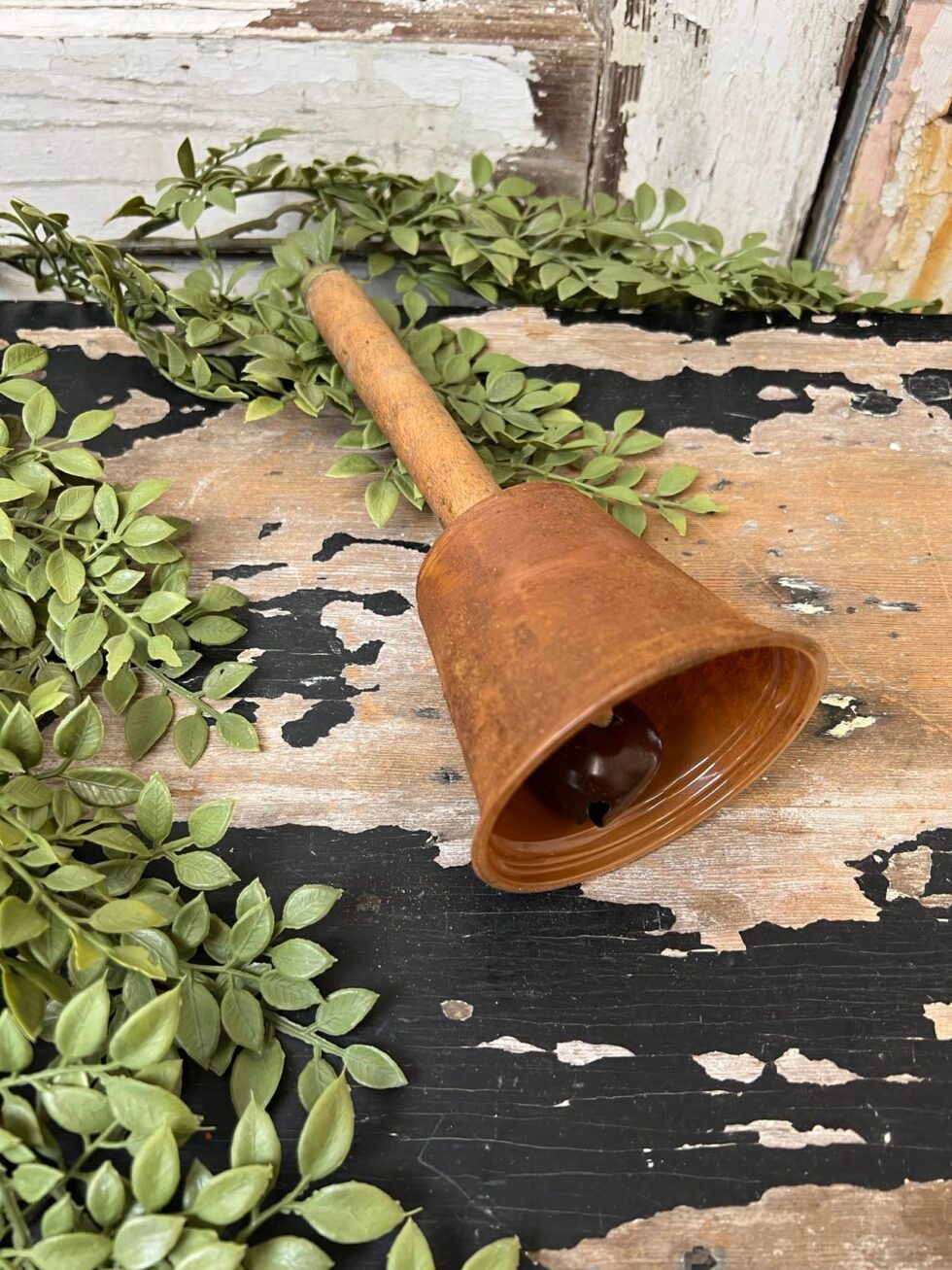 DIY Bell Using A Plastic Cup - The Shabby Tree