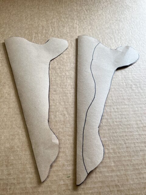 DIY Cow Head Using Cardboard - The Shabby Tree