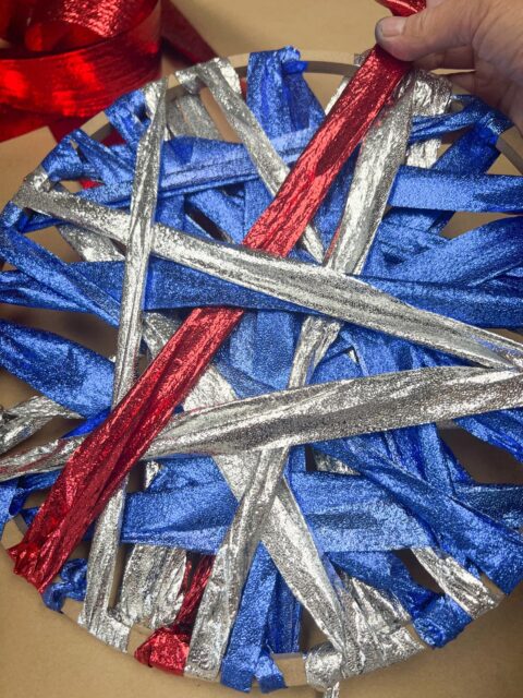 How To Use Dollar Tree Streamers To Make An Americana Decoration - The ...