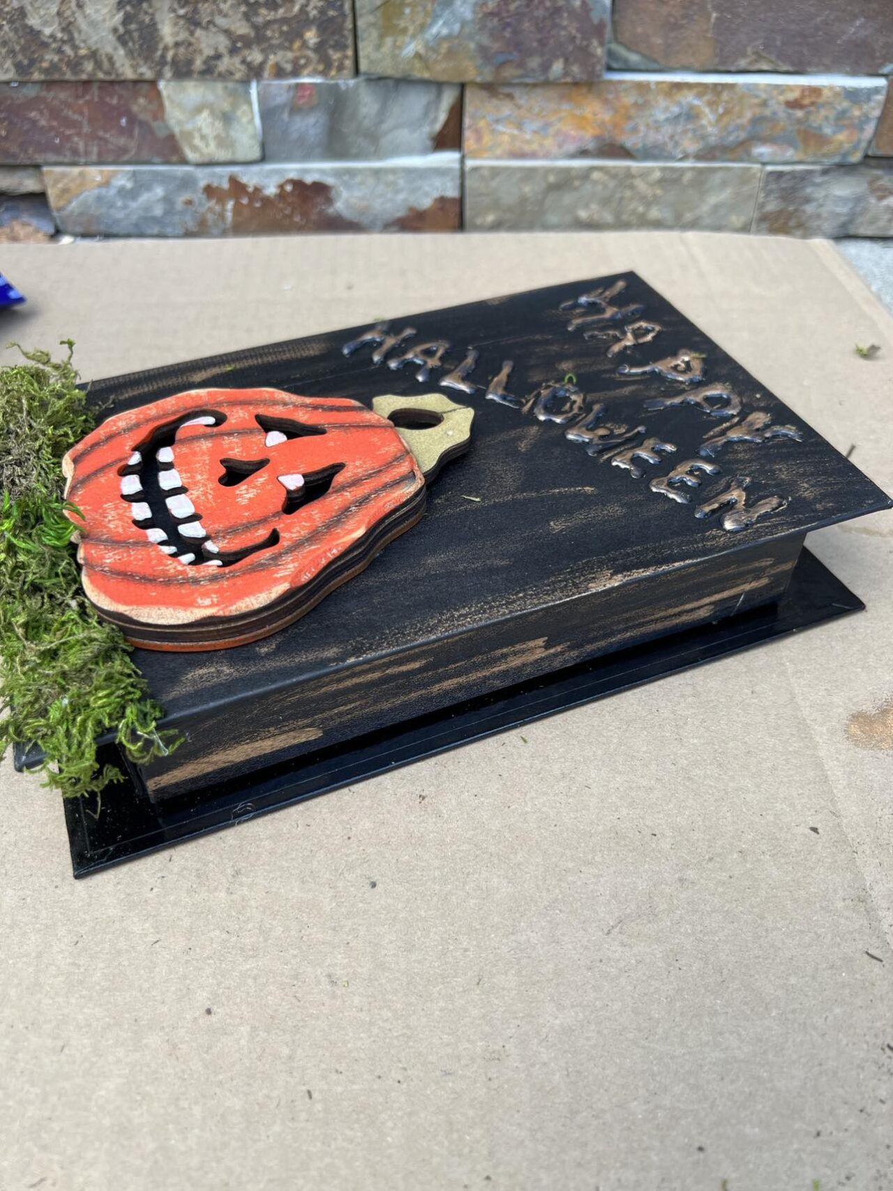 How To Make A Gift Box Out Of A Book - The Shabby Tree