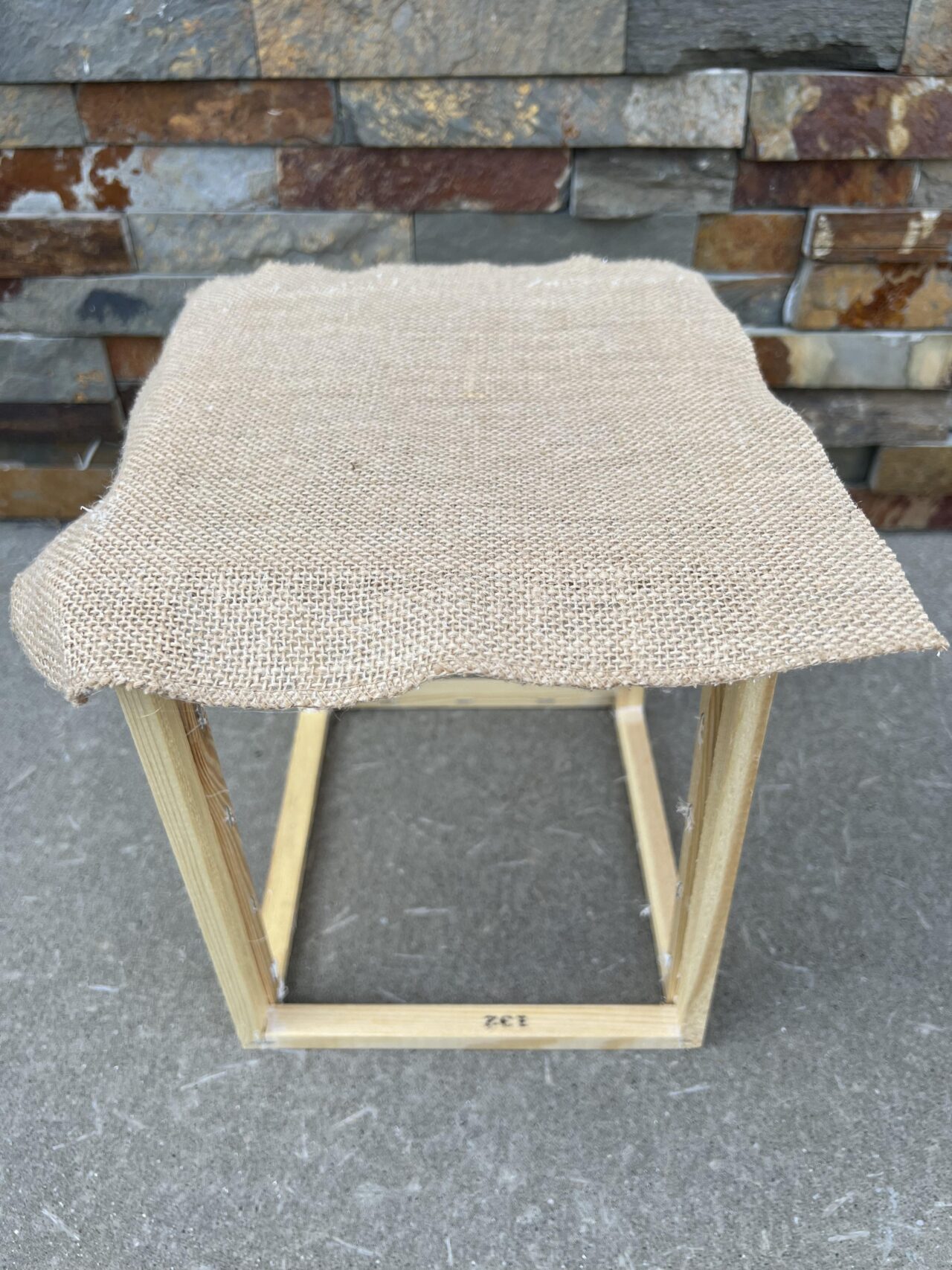 How To Make A Lighted Christmas Gift Box - The Shabby Tree