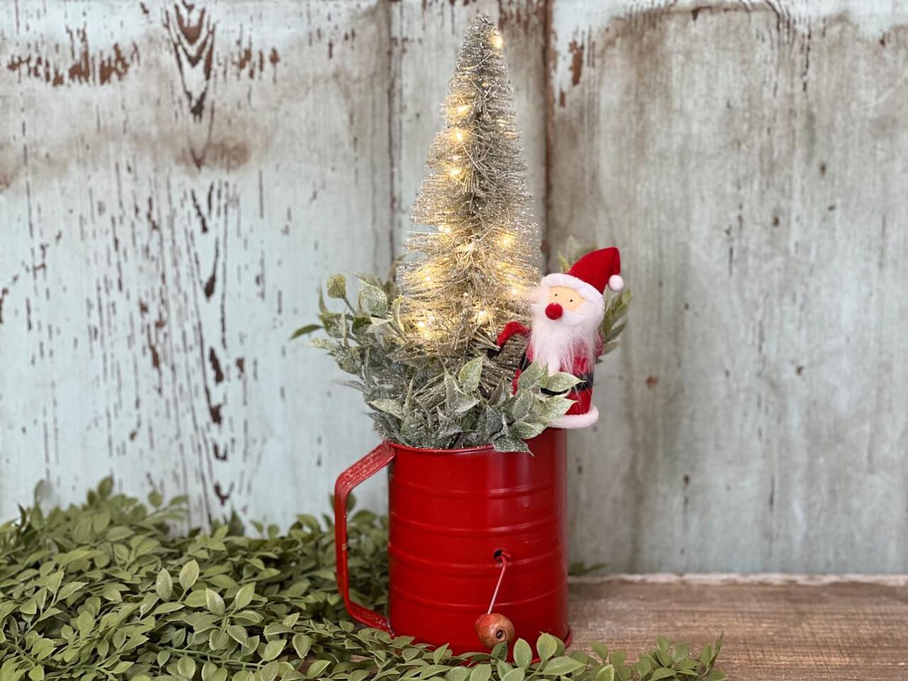 How To Turn A Sifter Into A Christmas Decoration - The Shabby Tree