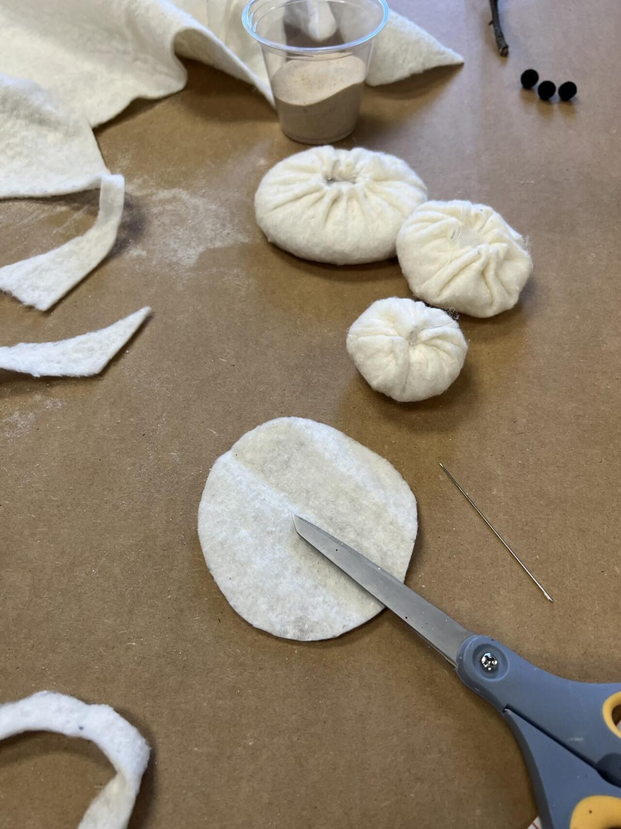 How To Make A Melting Snowman - The Shabby Tree