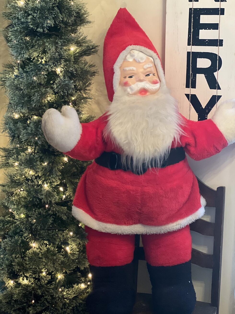 Vintage Santas Throughout My Home - The Shabby Tree