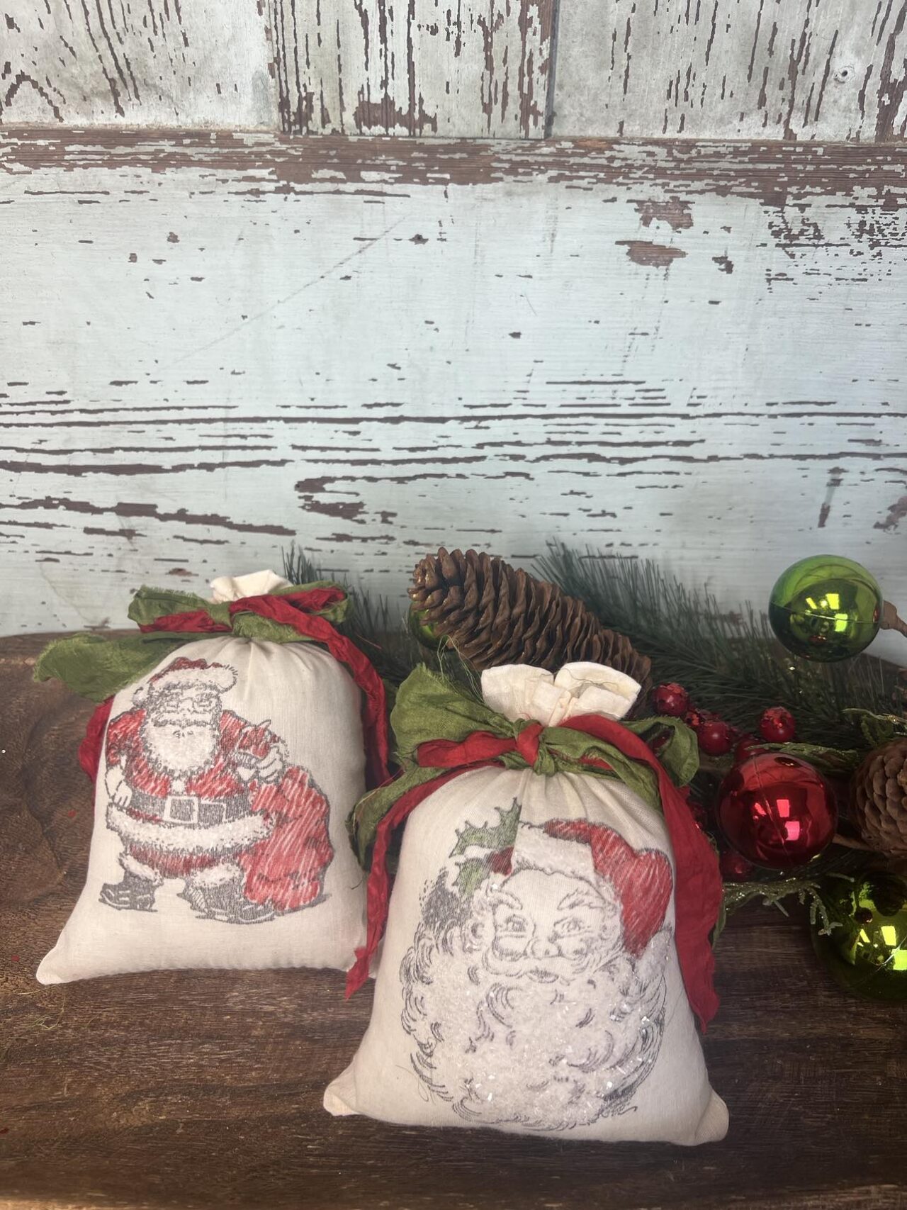 DIY Christmas Decor Using A Muslin Sack - The Shabby Tree