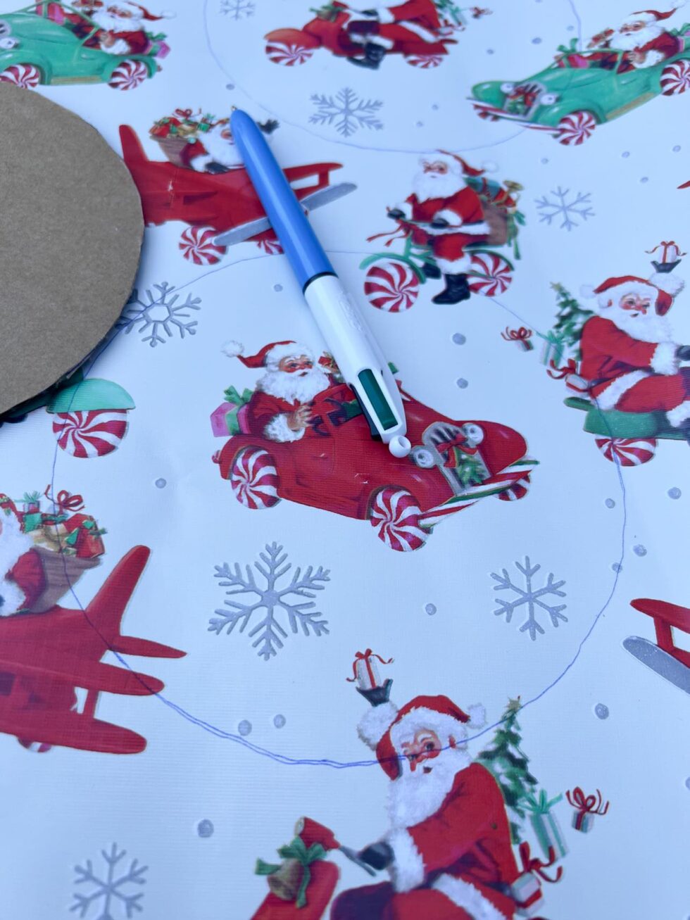 How To Make An Ornament Out Of Wrapping Paper - The Shabby Tree