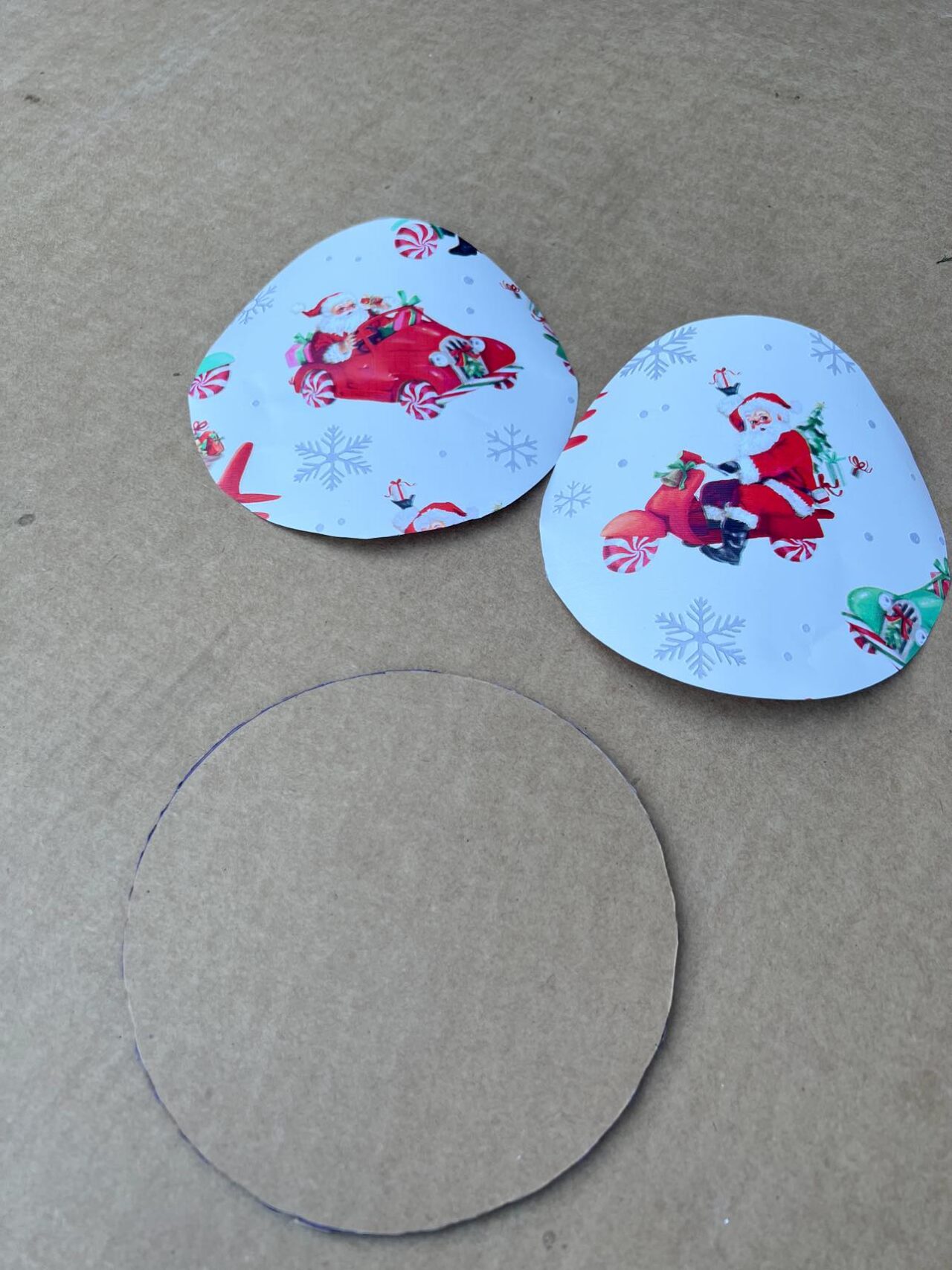 How To Make An Ornament Out Of Wrapping Paper - The Shabby Tree