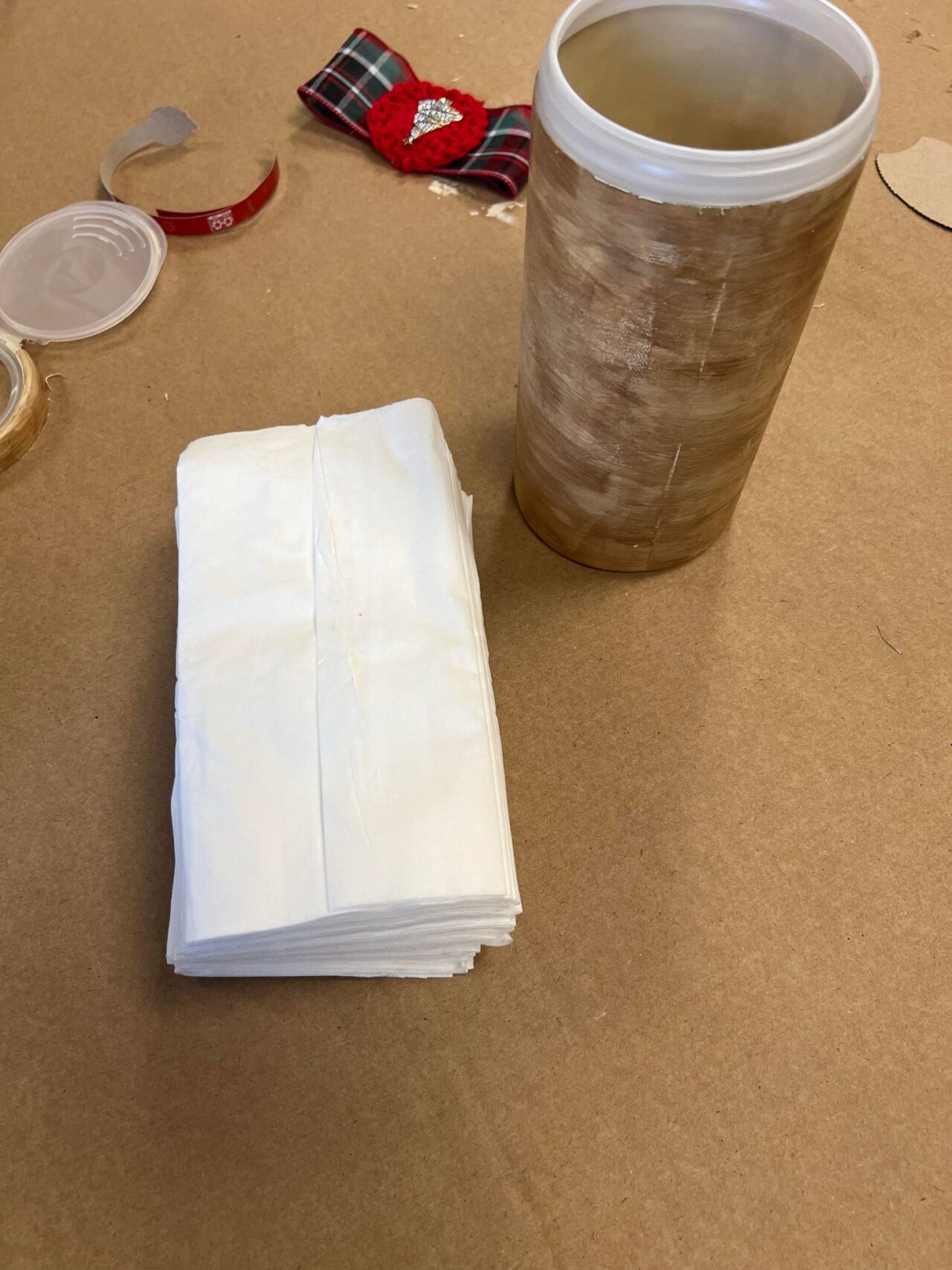 How To Make A Tissue Holder Out Of A Clorox Wipe Container - The Shabby ...