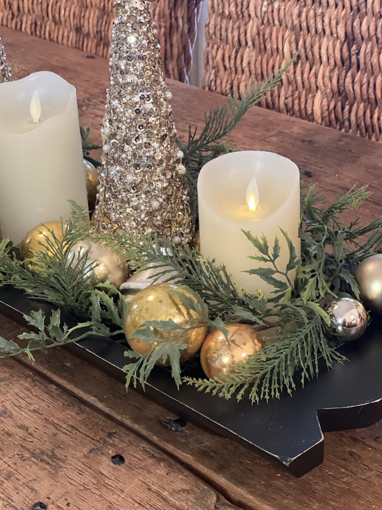 Christmas In My Dining Room For “2023” - The Shabby Tree