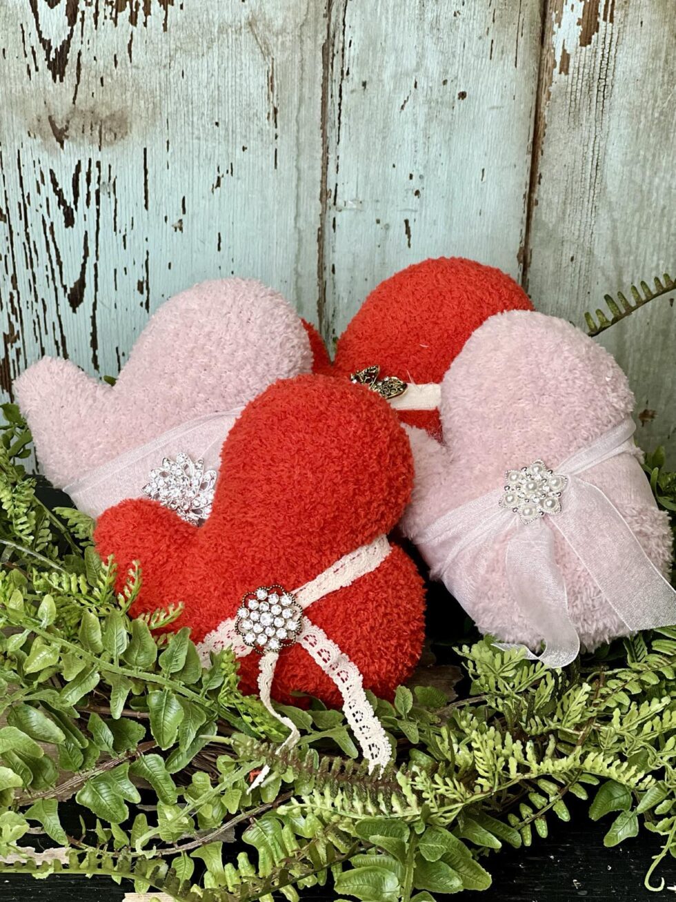 How To Make Hearts Out Of Dollar Tree Mittens - The Shabby Tree