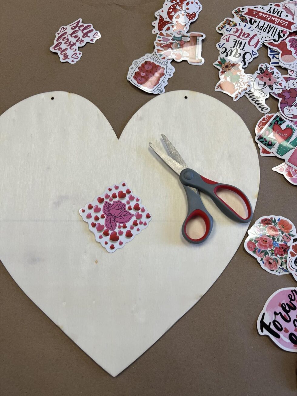 How To Make A Heart Out Of Stickers - The Shabby Tree