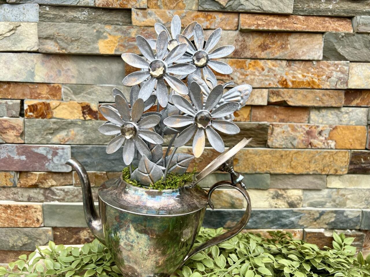 Dollar Tree Plus Flower Welcome Sign Makeover - The Shabby Tree