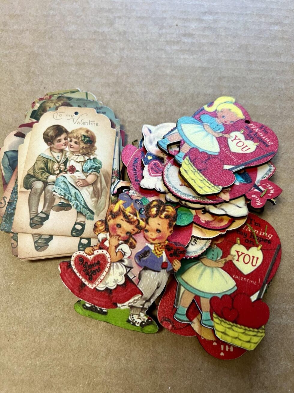 How To Make A Valentine Decoration Out Of A Sweetheart Box - The Shabby ...