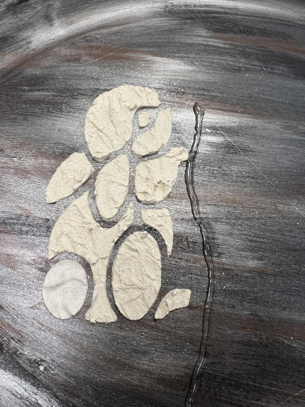 How To Use Fast Dry Spackling For A Spring Decoration - The Shabby Tree