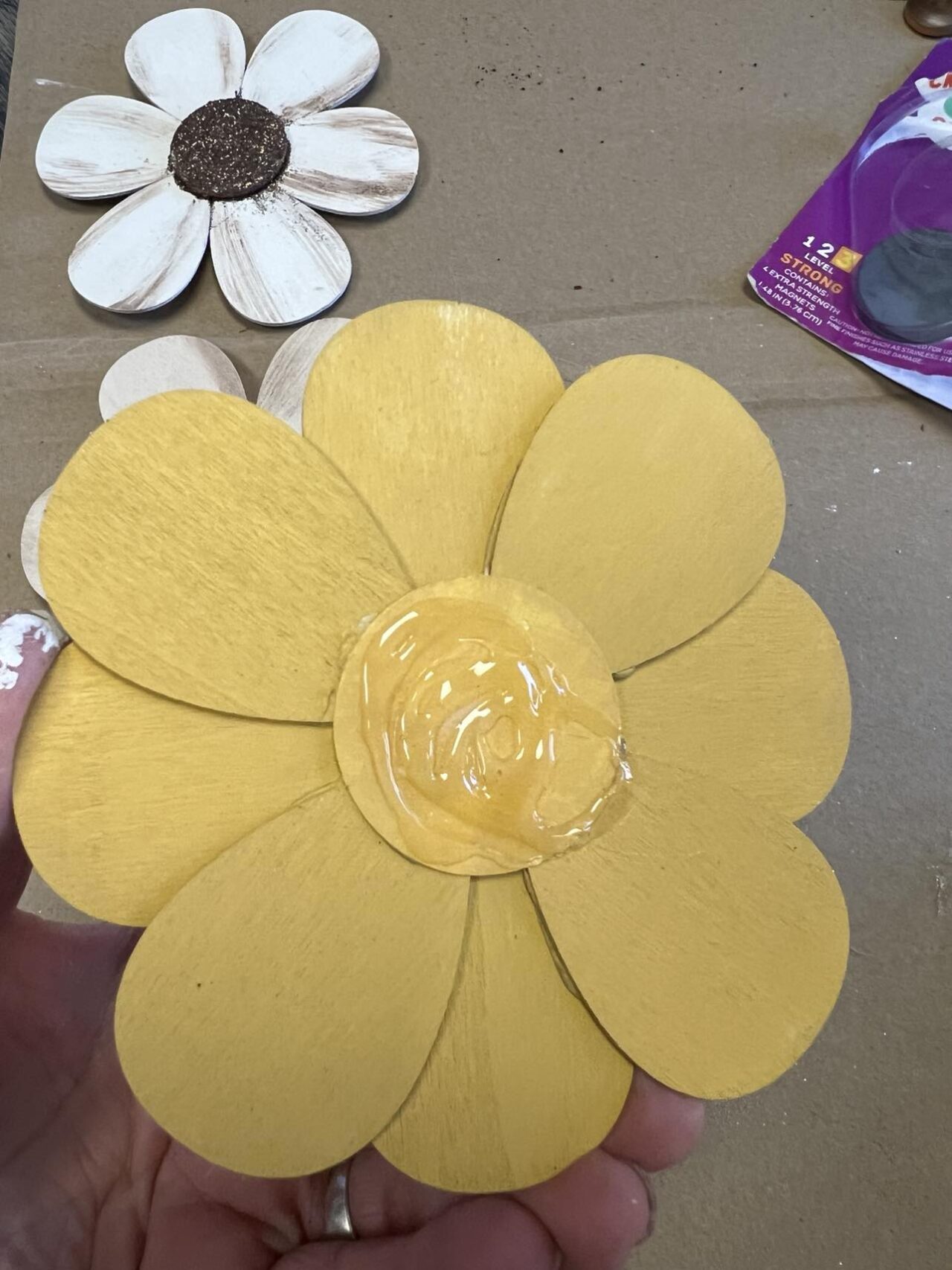 How To Make Magnetic Flowers - The Shabby Tree