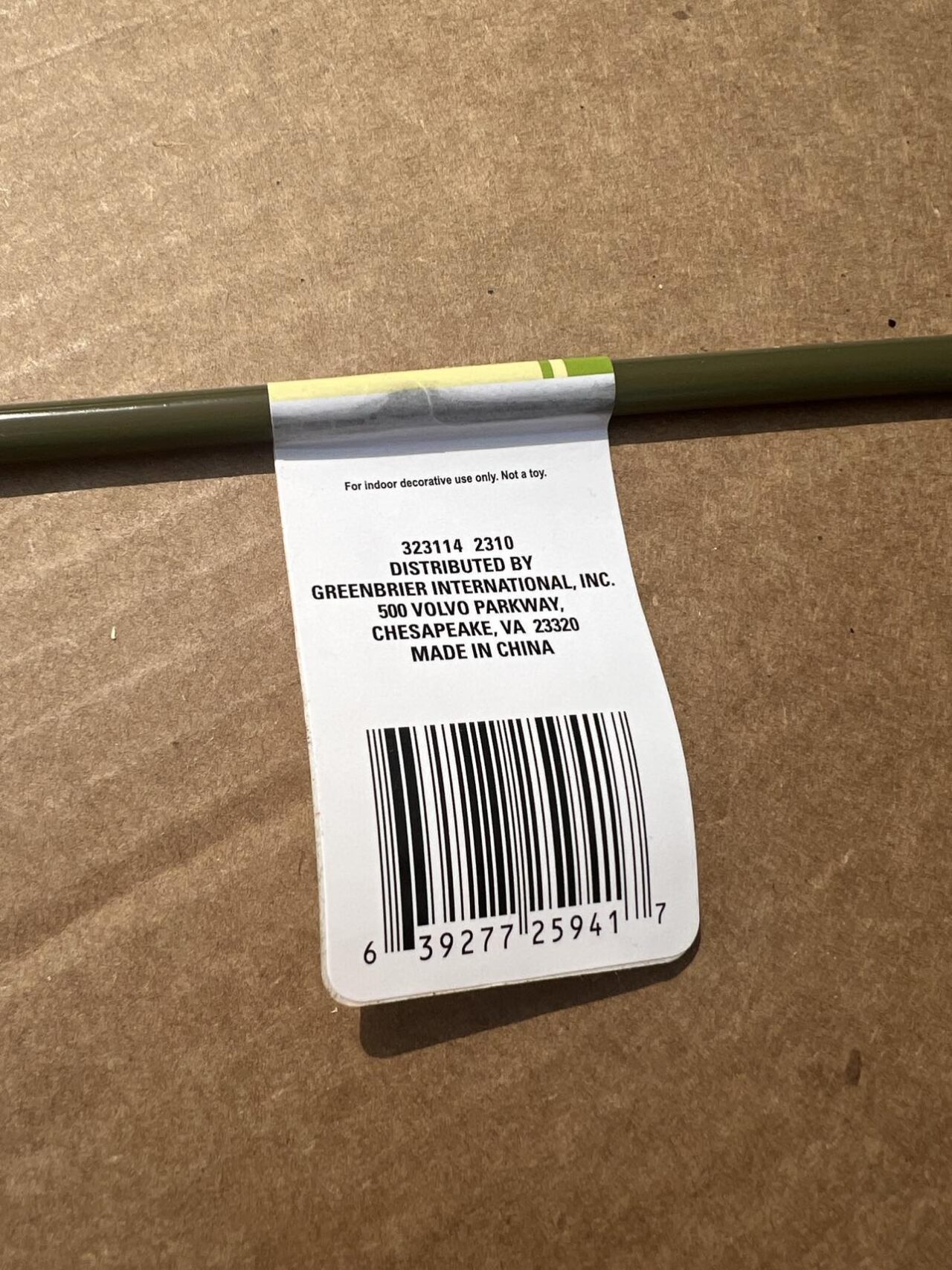 How To Make A Cross Out Of Dollar Tree Dry Erase Boards - The Shabby Tree