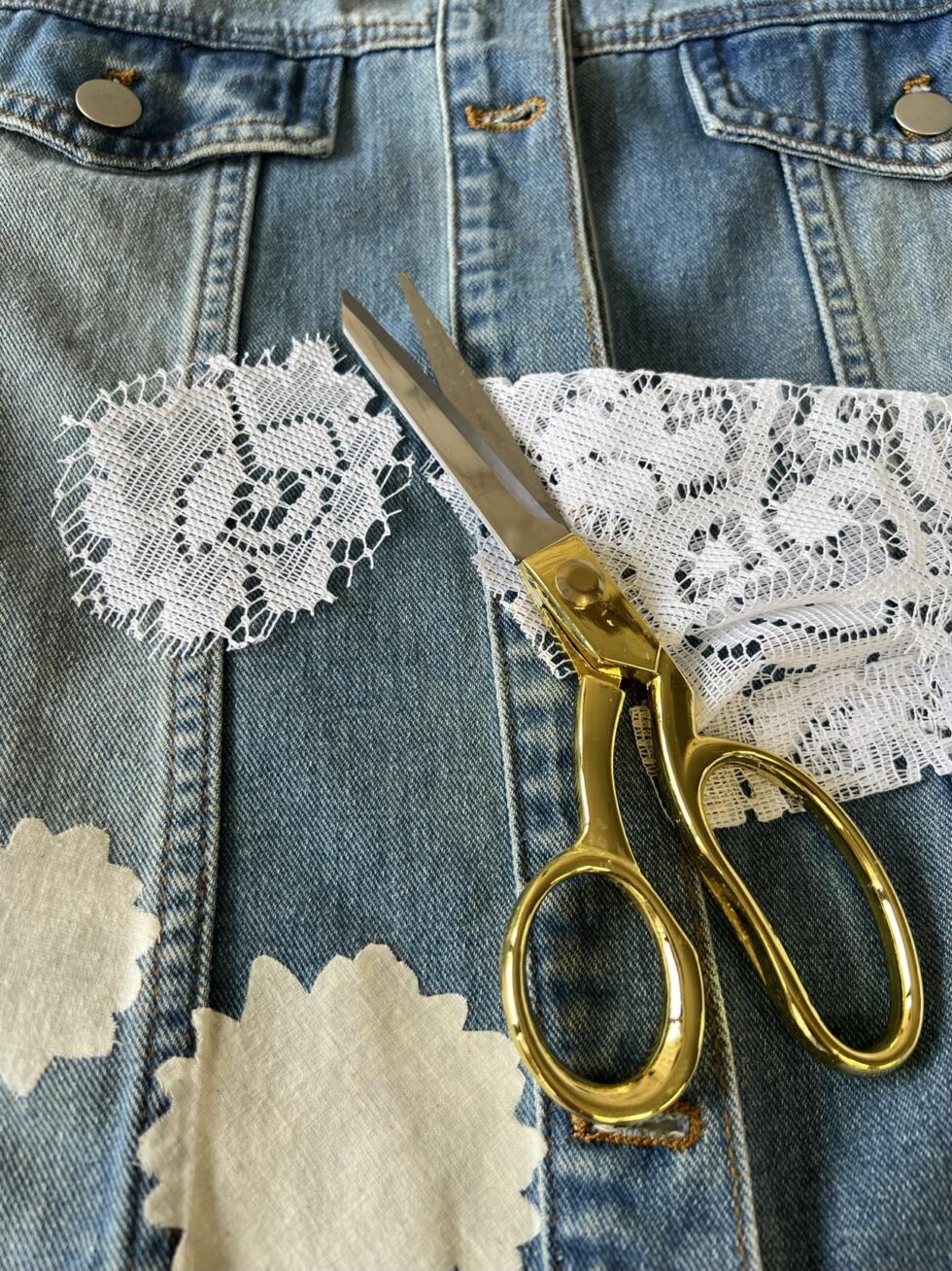 Mod Podge Fabric Craft - The Shabby Tree
