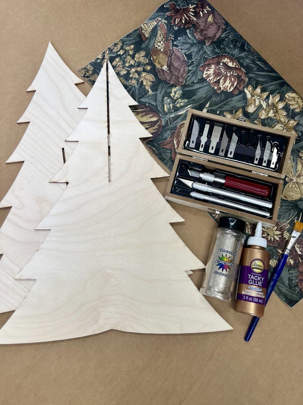 Wooden Tree Makeover - The Shabby Tree