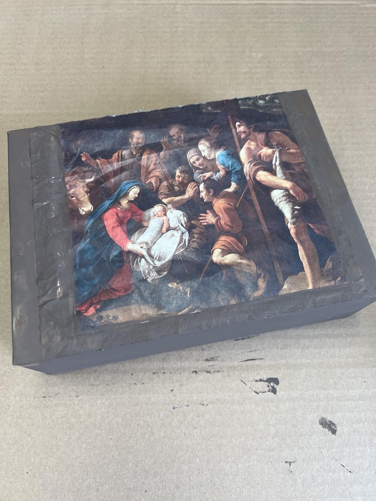 How To Make A Busted Canvas That Lights Up - The Shabby Tree