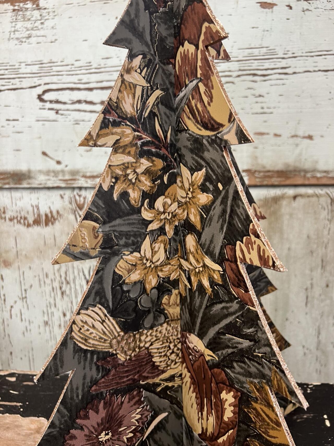 Wooden Tree Makeover - The Shabby Tree