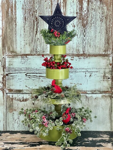 Creative Tin Can Craft for Christmas: Fun Holiday Decorations - The ...