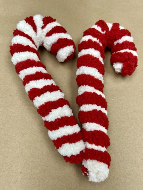 DIY Candy Cane Decoration with Aluminum Foil: Easy Holiday Craft - The ...