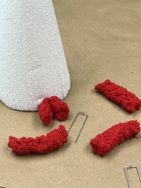 DIY Tree Using Chunky Yarn - The Shabby Tree