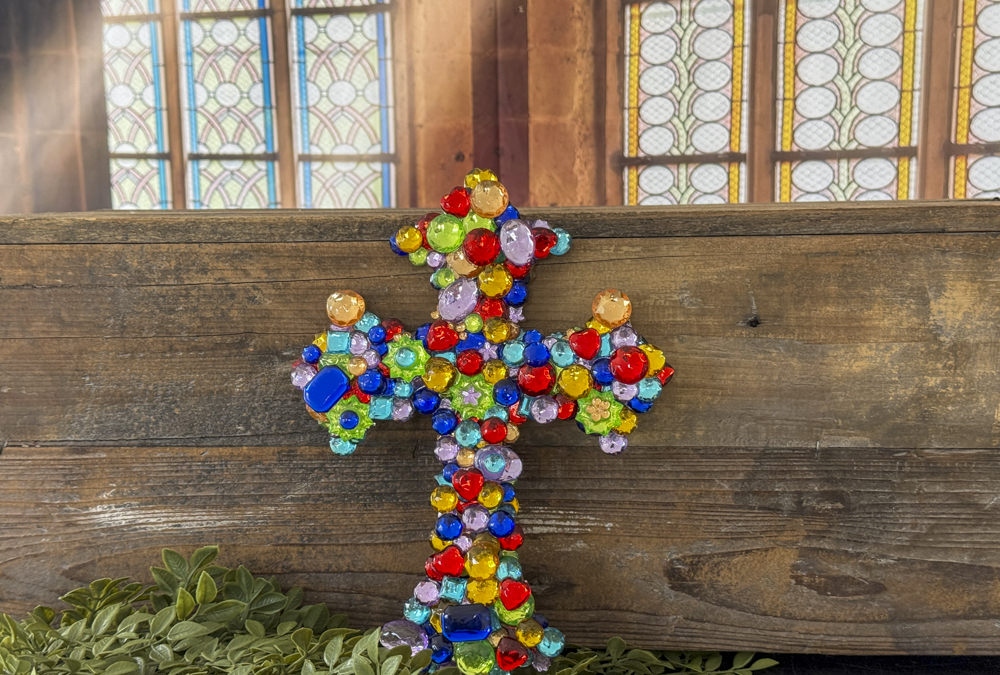 Gemstone Cross DIY with Resin - The Shabby Tree